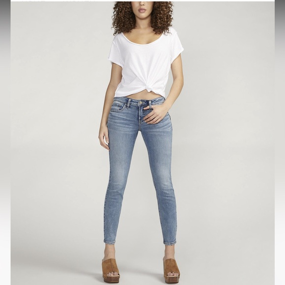 Silver Jeans | Jeans | Silver Jeans Britt Skinny Jeans Low Rise Curvy ...